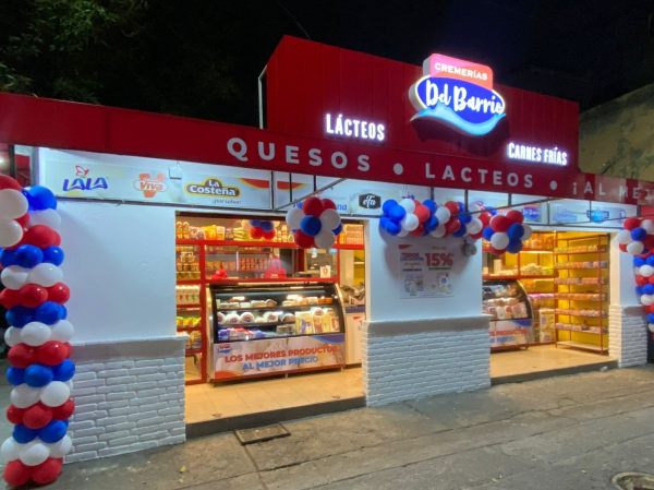 ¡Gran inauguración de una unidad más de Cremerías Del Barrio e...
